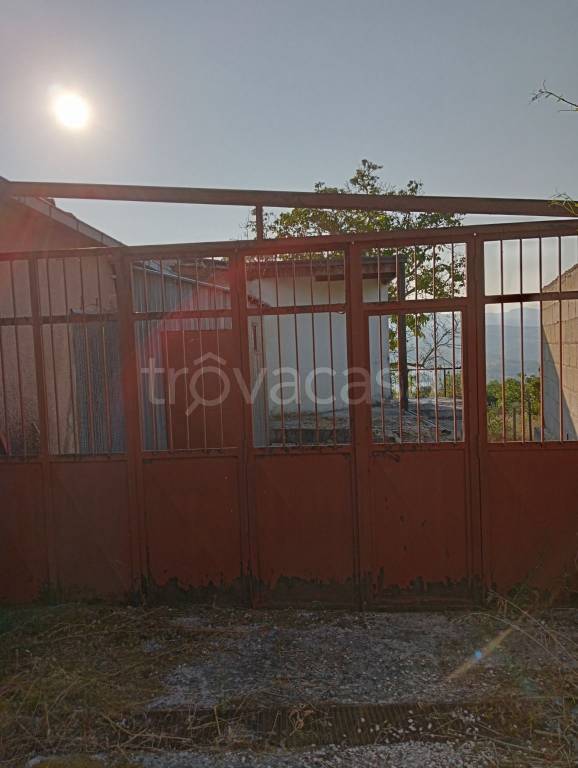 Casa Indipendente in vendita a Busso via Esterna Piana