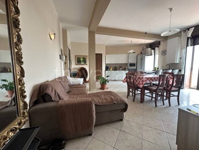 Appartamento in vendita a Trecate