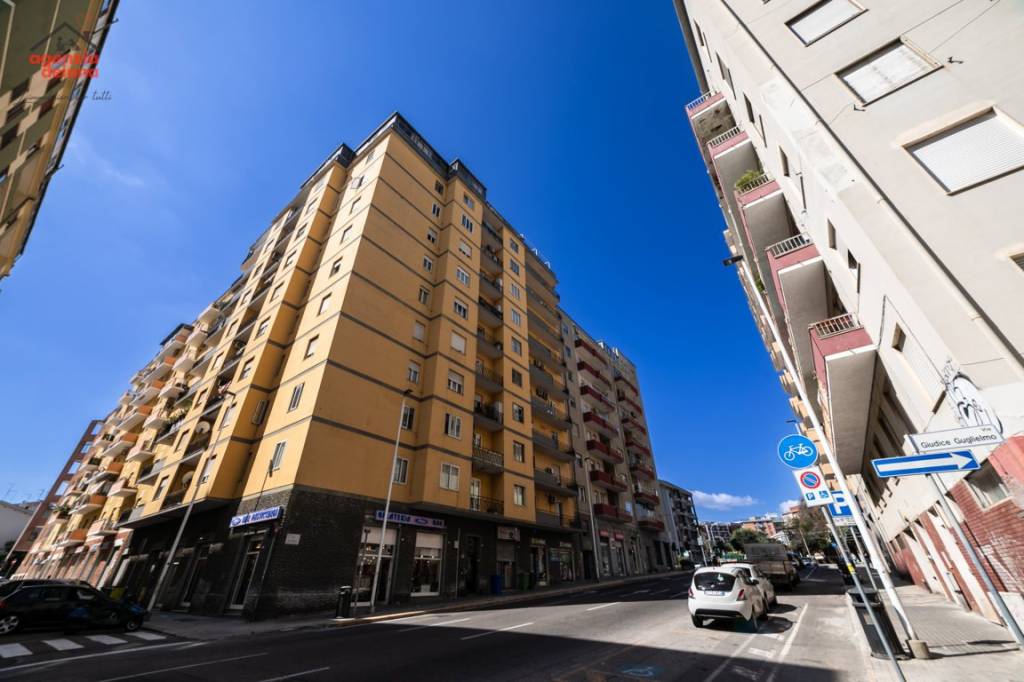 Appartamento in vendita a Cagliari via dei Giudicati, 17