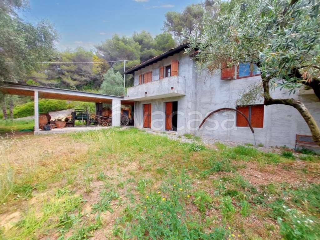 Villa all'asta a Camporosso via Oberto d'Oria, snc