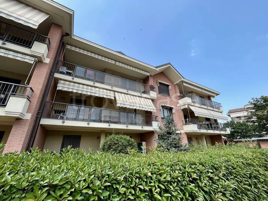 Appartamento in vendita a Carmagnola via Luigi Einaudi, 38