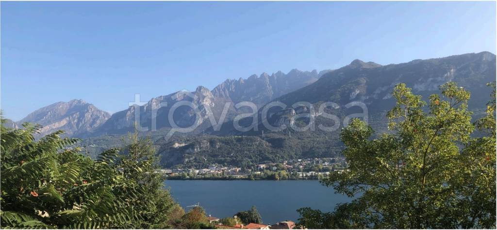 Appartamento in vendita a Pescate via Roma, 71