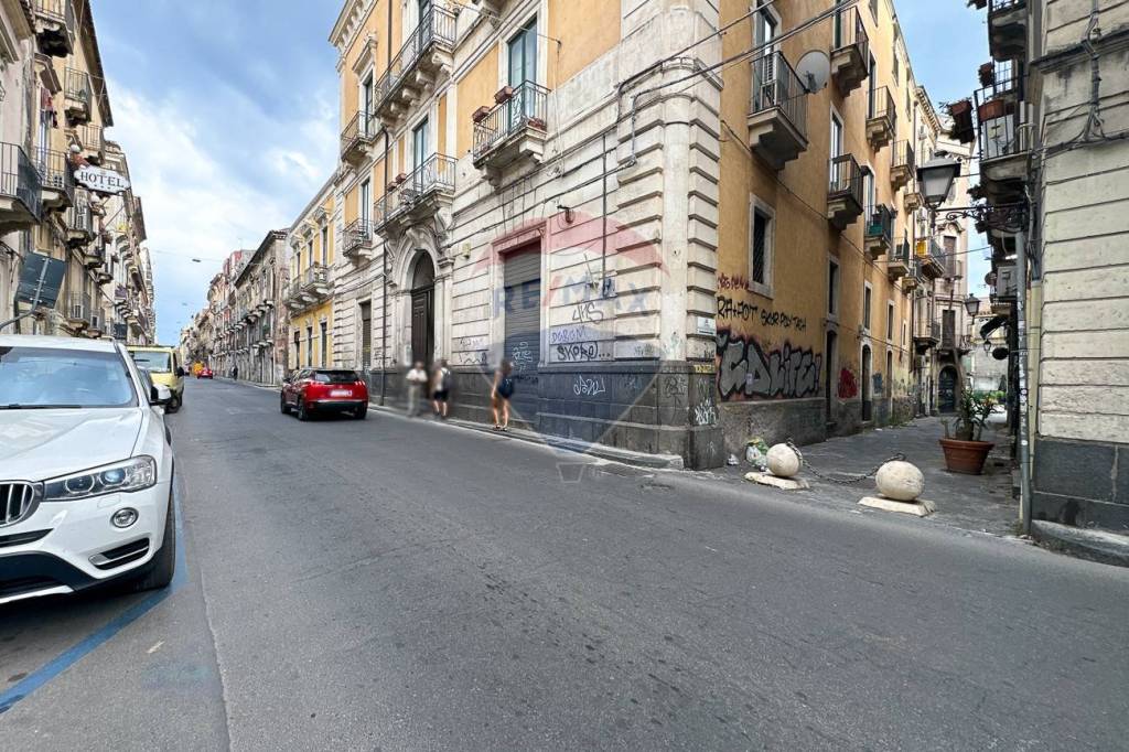 Appartamento in vendita a Catania via degli invalidi di guerra, 9