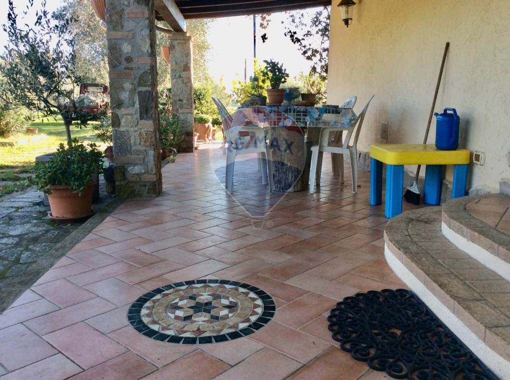 Casa Indipendente in vendita a Castiglione della Pescaia località val di campo, snc