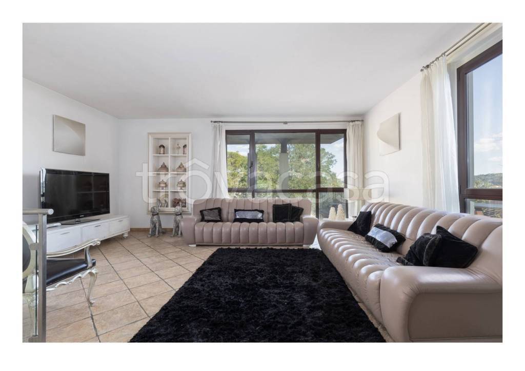 Villa in vendita a Poggibonsi