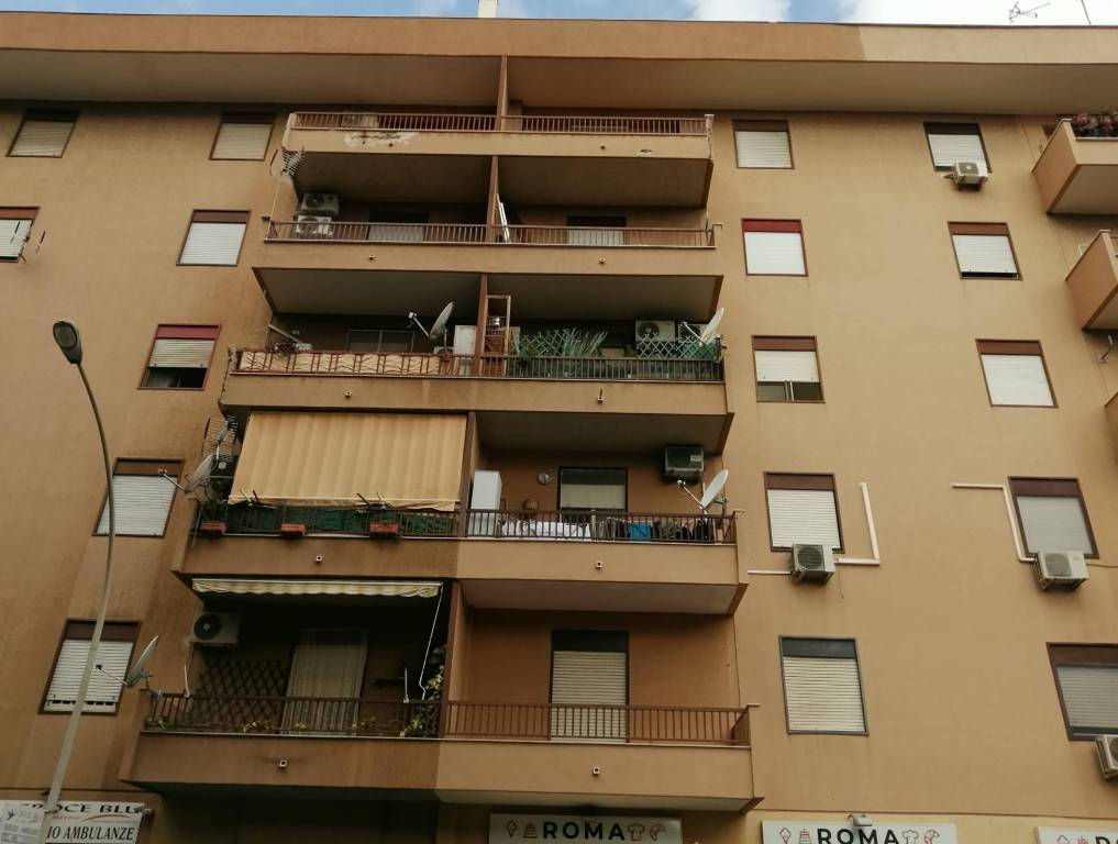 Appartamento in vendita a Palermo via Enrico Toti, 112
