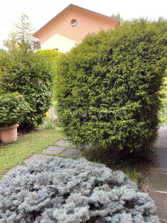 Villa in vendita a Valmadrera