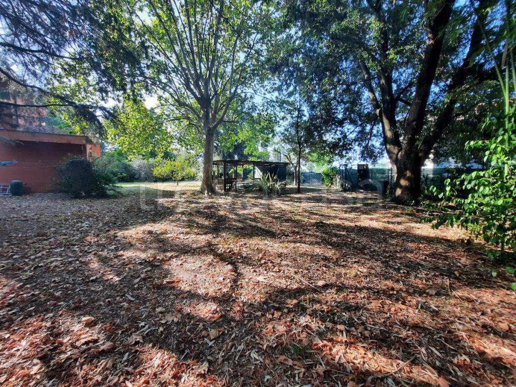 Villa Bifamiliare in vendita a Latina