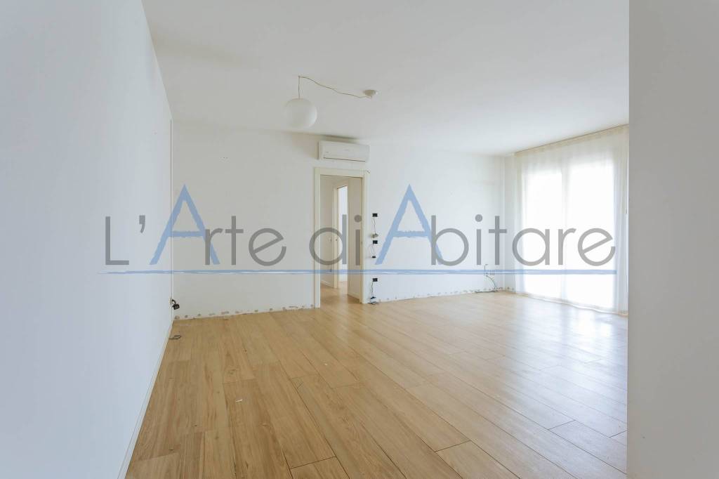 Appartamento in vendita a Padova via Gabriele Chiabrera