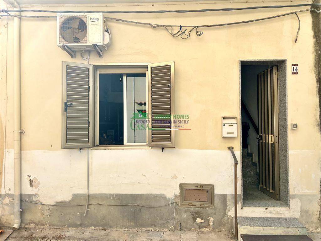 Casa Indipendente in vendita a Santa Croce Camerina via firenze