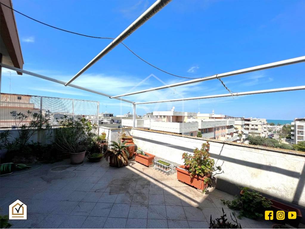 Attico in vendita a Bari via Capitano Maiorano