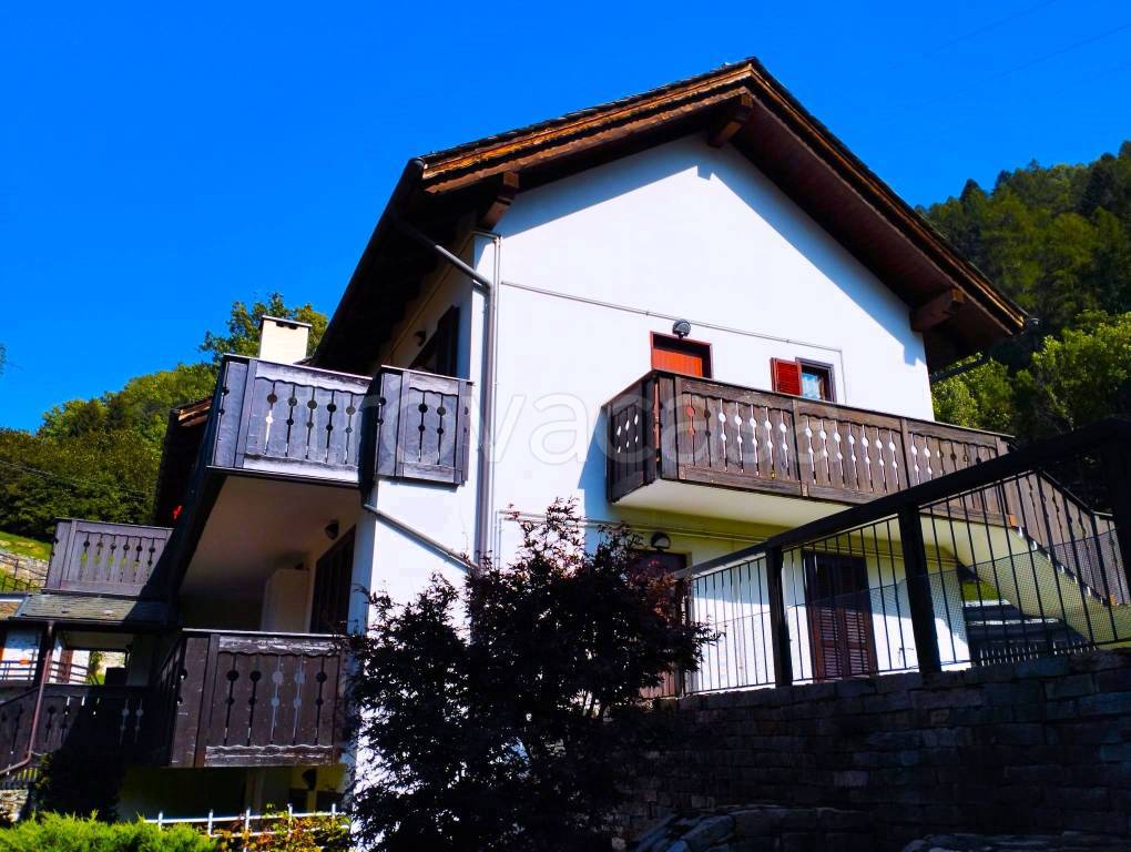 Appartamento in vendita a Caspoggio via Albertazzi