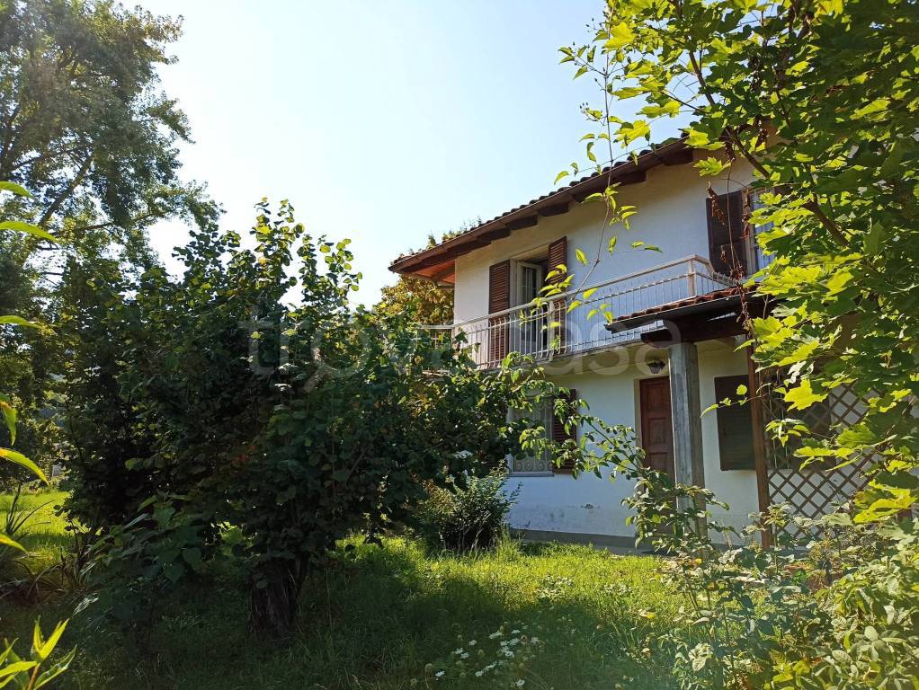 Casale in vendita a Villanova Mondovì via Roccaforte, 58