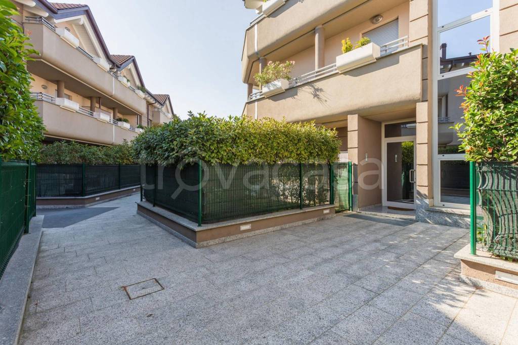 Appartamento in vendita a Bollate via San Nicola, 7