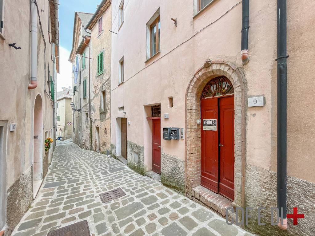 Appartamento in vendita a Monterotondo Marittimo via Bettino Ricasoli