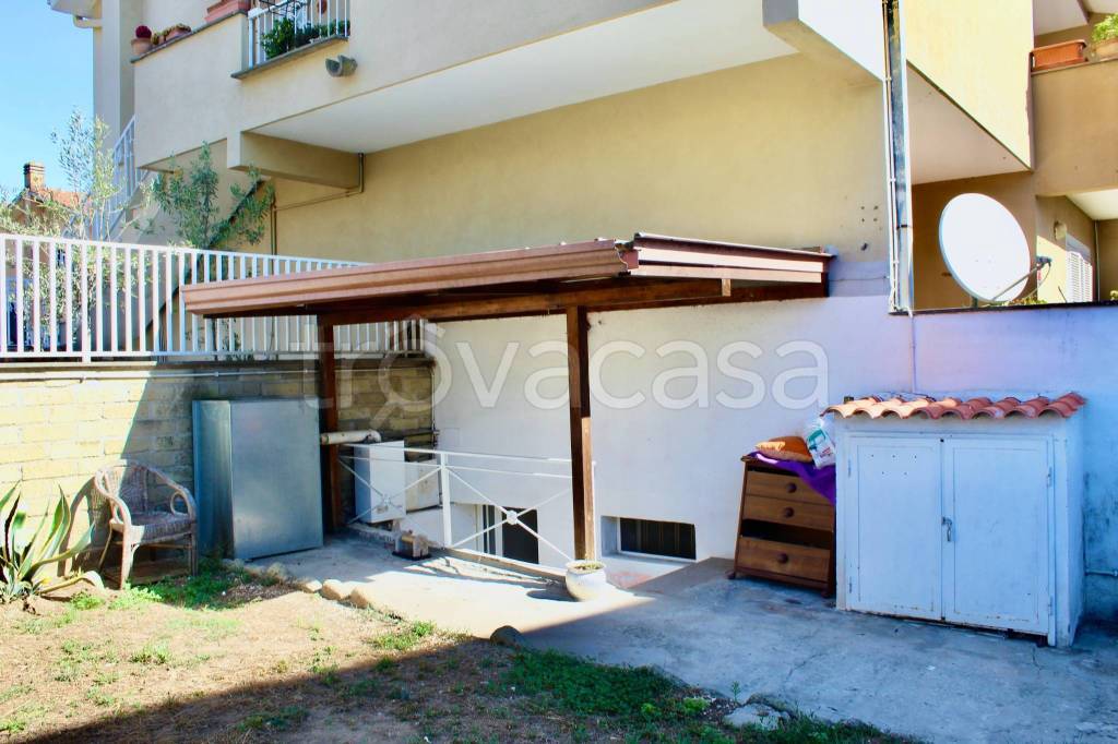 Appartamento in vendita ad Anguillara Sabazia via Victor Fleming