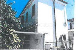 Appartamento all'asta a Padova via Edoardo Jenner, 1