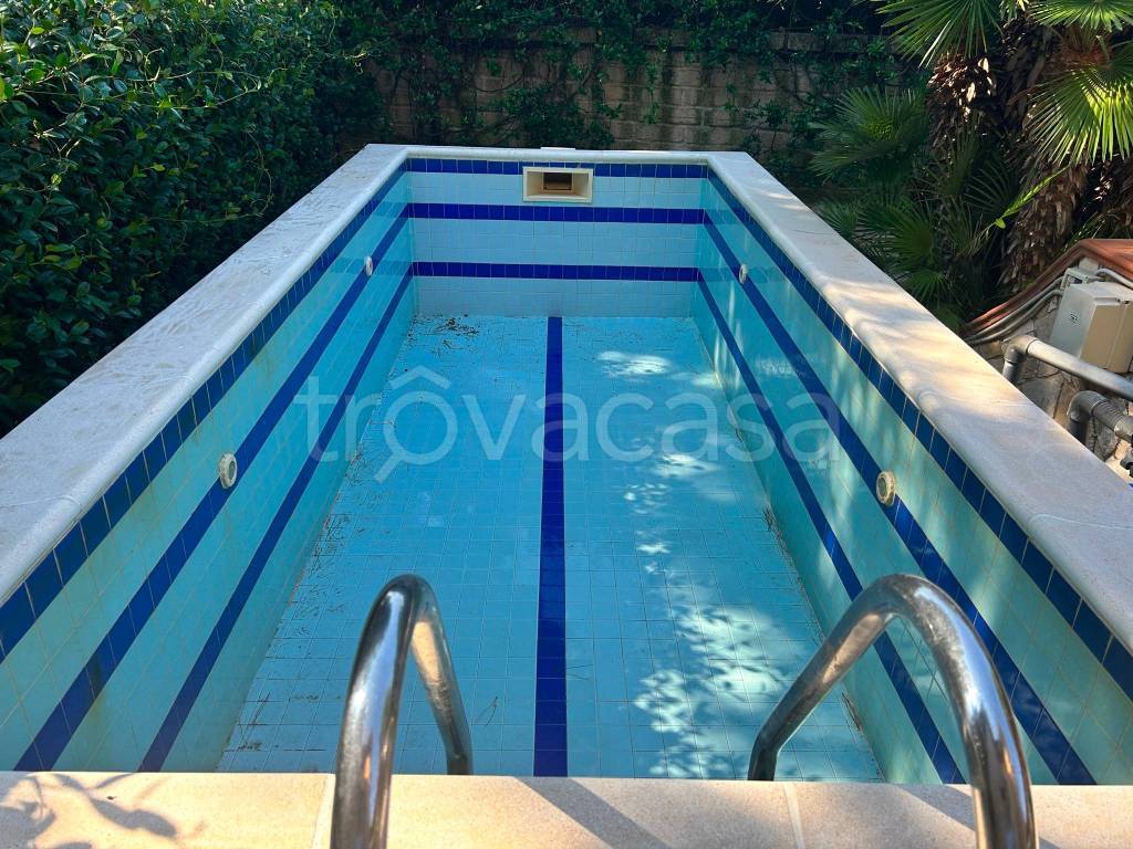 Villa Bifamiliare in vendita a Sabaudia via delle Farnie