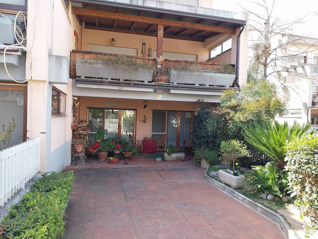 Villa a Schiera in vendita a Rende