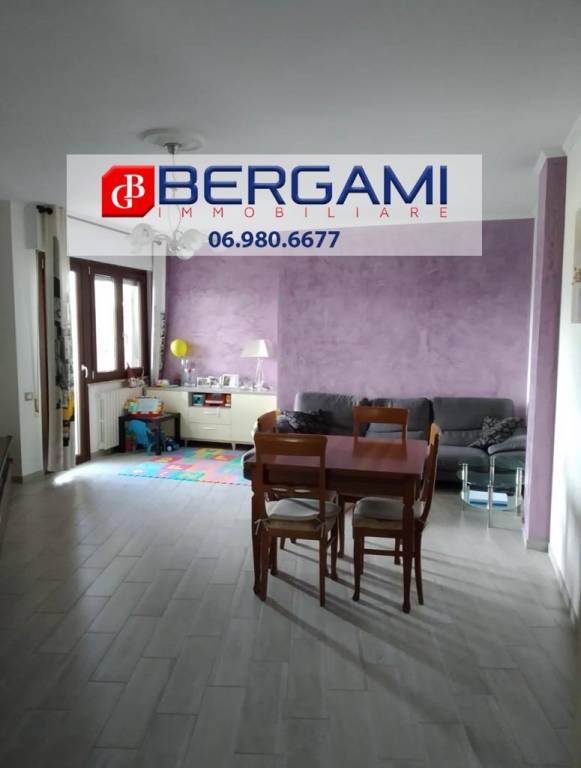 Appartamento in vendita ad Anzio via Paolo, 4