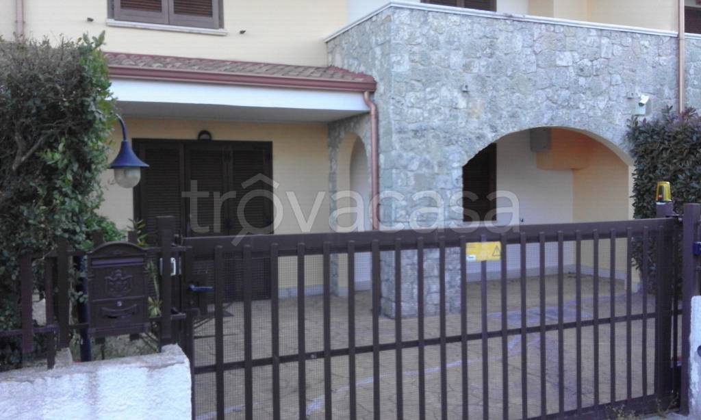 Villa a Schiera in vendita a Marano Marchesato