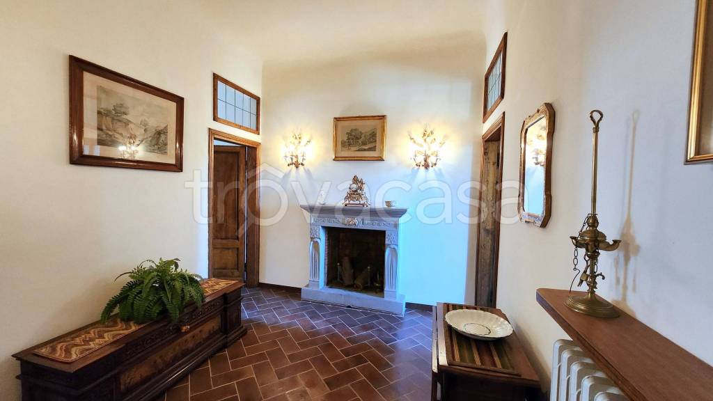 Appartamento in vendita a Fiesole piazza Mino da Fiesole