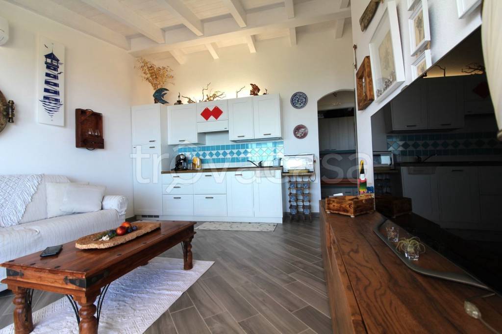 Attico in vendita a Trinità d'Agultu e Vignola via Tinnari s.n.c