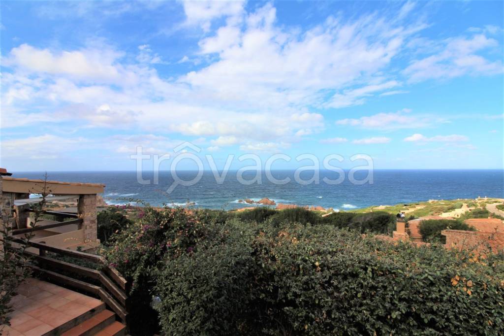 Villa in vendita a Trinità d'Agultu e Vignola lu Prunzilvunu s.n.c