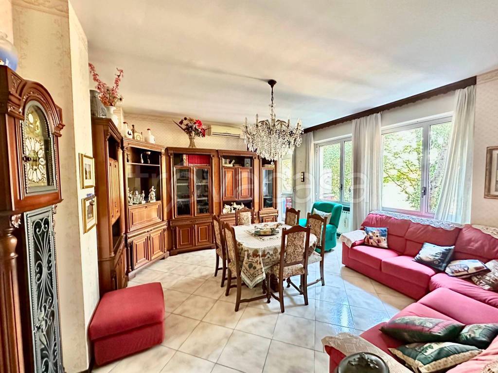 Appartamento in vendita a Bologna