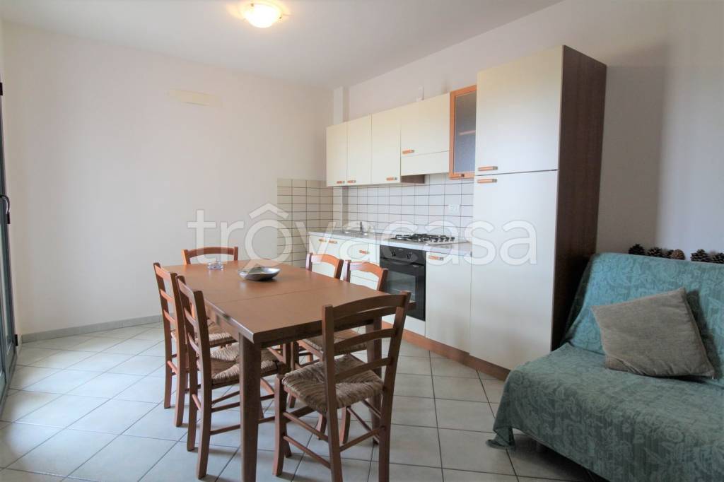 Appartamento in vendita a Valledoria via f.lli Stangoni s.n.c