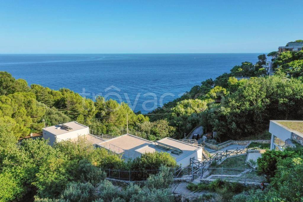 Villa a Schiera in vendita a Bergeggi torre del Mare