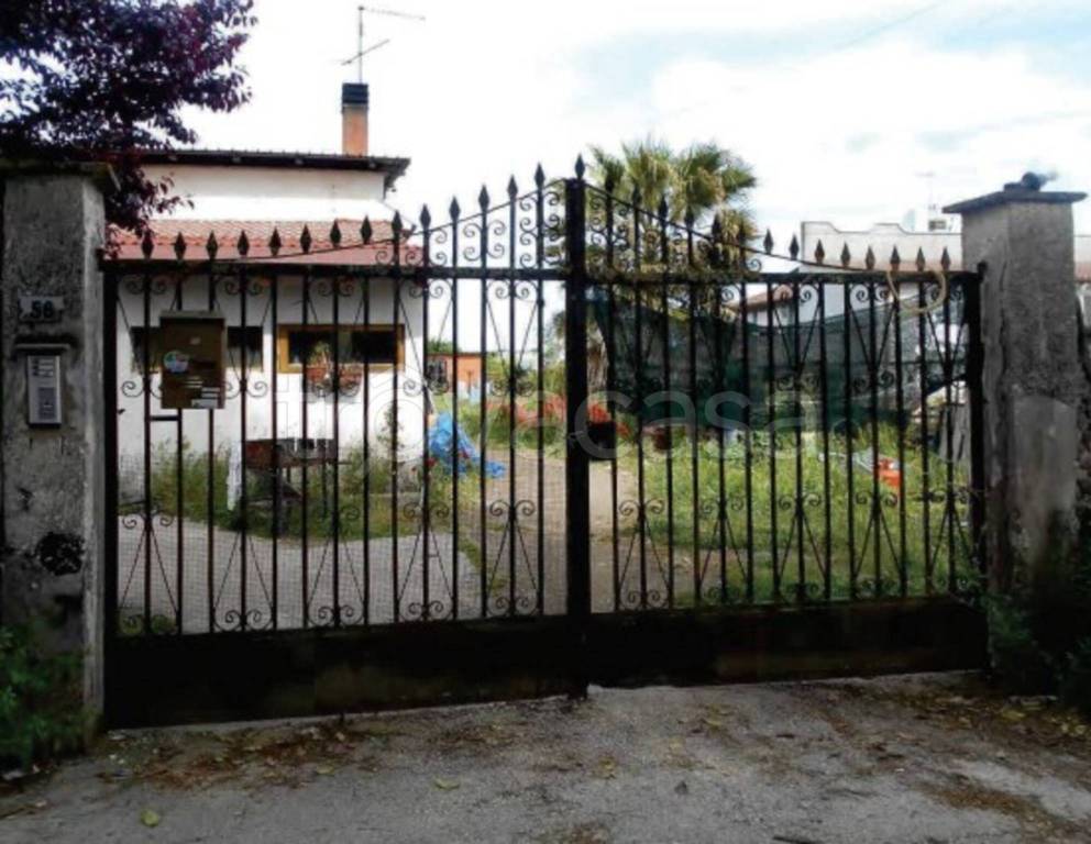 Appartamento all'asta ad Aprilia via Serio, 56