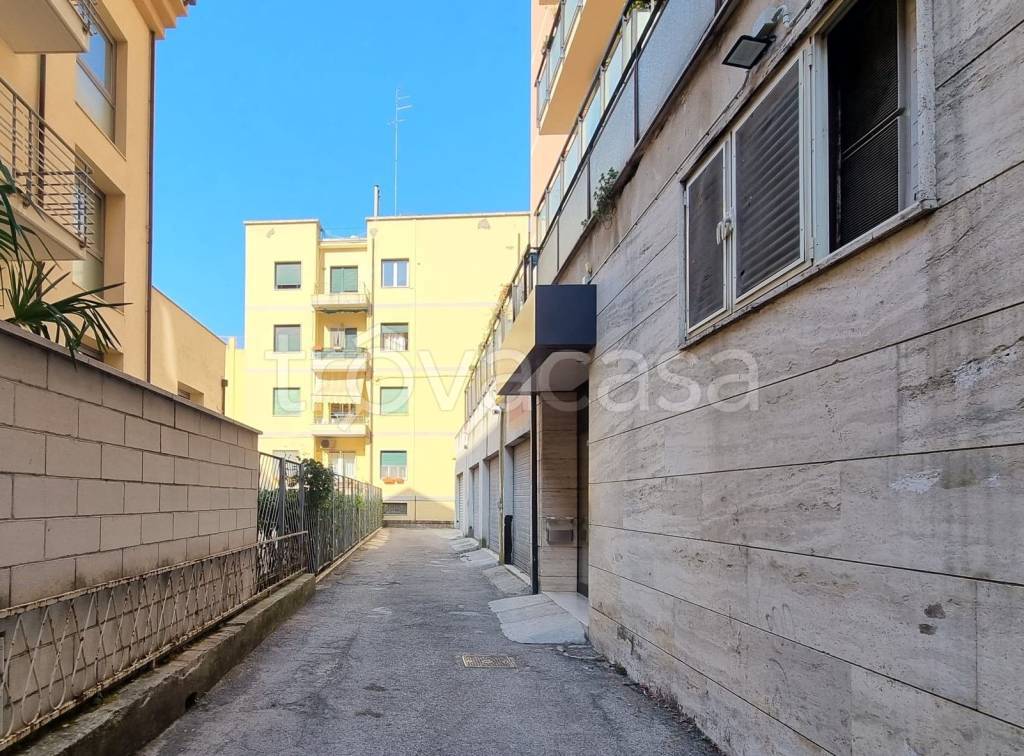 Appartamento in vendita a Pescara via Nicola Fabrizi, 32