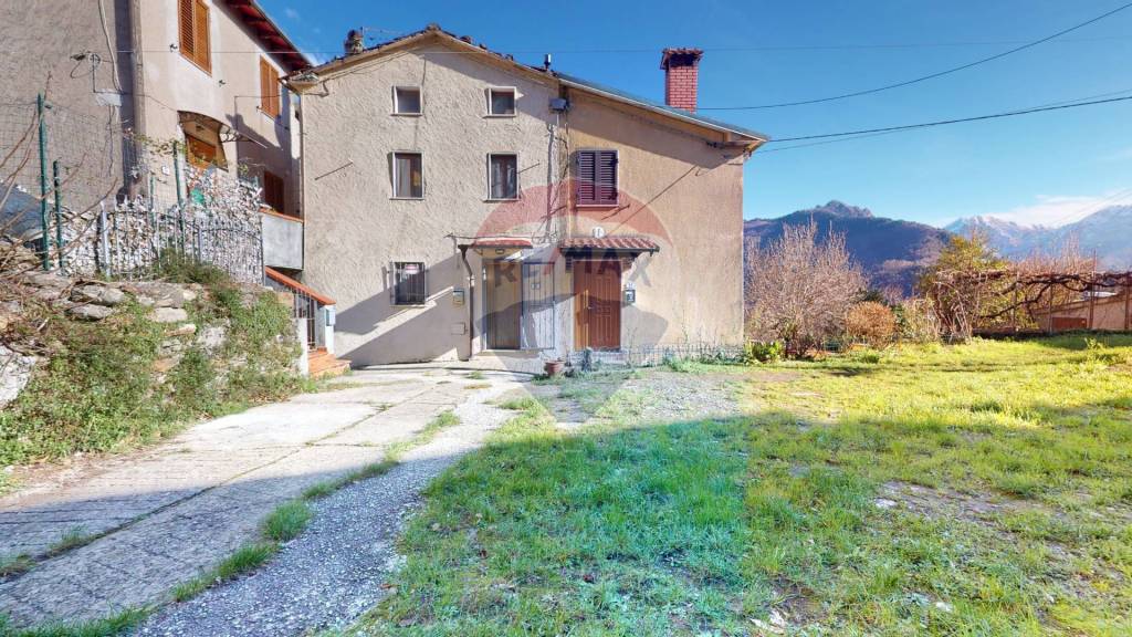Casa Indipendente in vendita a Seravezza