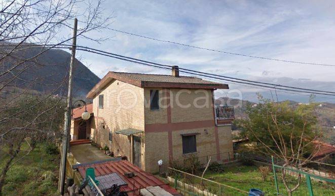 Villa in vendita a Pietrastornina via Torre, 8/10