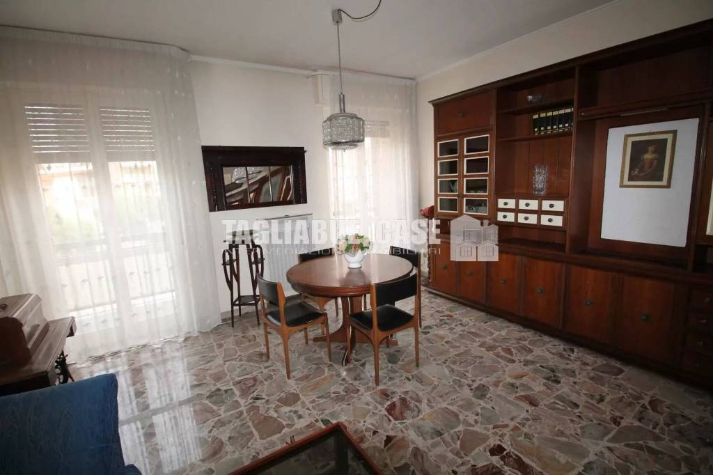 Appartamento in vendita a Bresso via Piave, 21/23