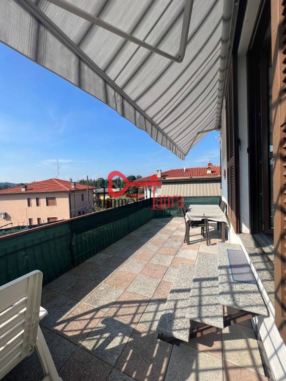 Appartamento in vendita a Castronno