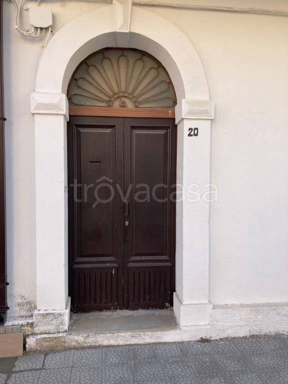 Appartamento in vendita a Montegiordano via Francesco Crispi, 20