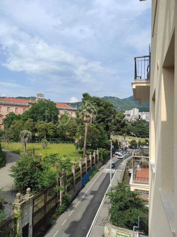 Appartamento in vendita a Genova