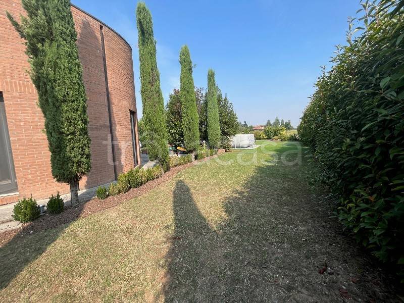 Villa in vendita a Calvisano via Brescia