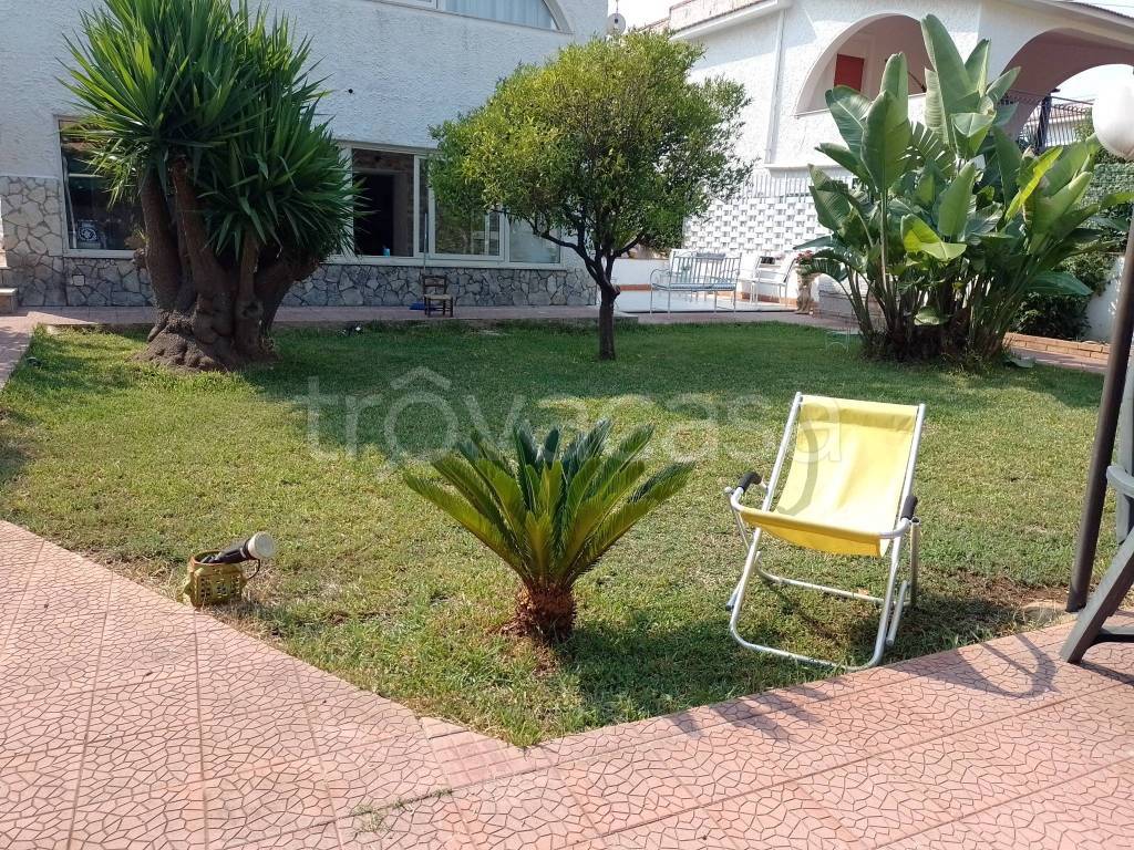 Villa in vendita a Carini via Giummari