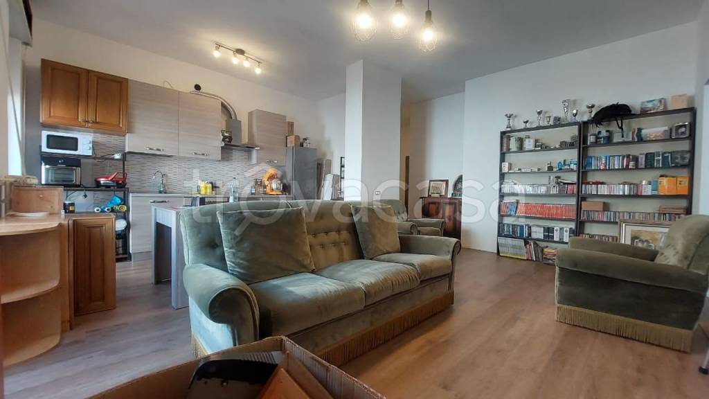 Appartamento in vendita a Bergamo piazza Varsavia, 12