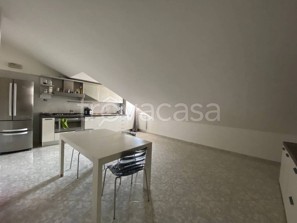 Mansarda in vendita a San Prisco via Vittorio Marandola