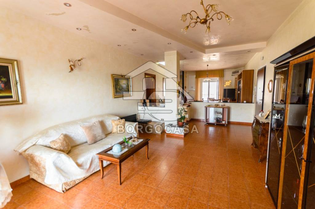 Appartamento in vendita a Manfredonia via Palmiro Togliatti, 40