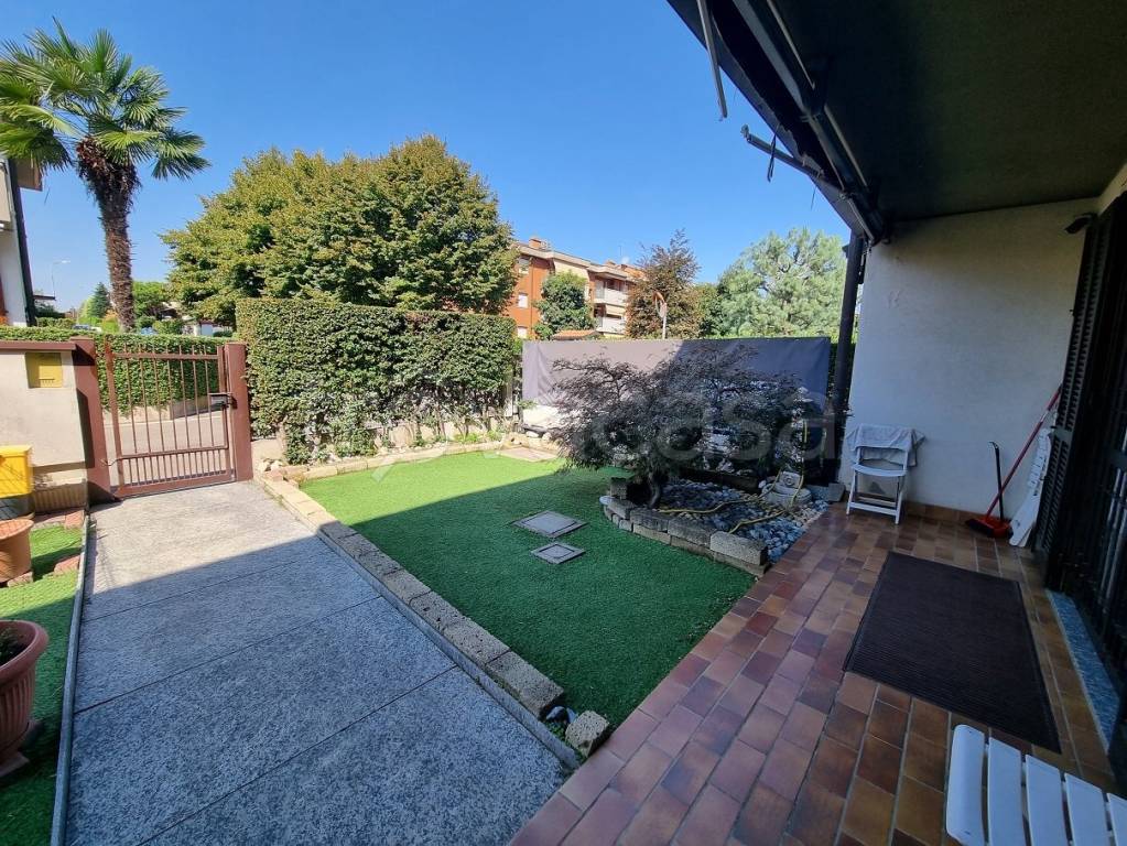 Villa a Schiera in vendita a Ceriano Laghetto via Generale Carlo Alberto Dalla Chiesa