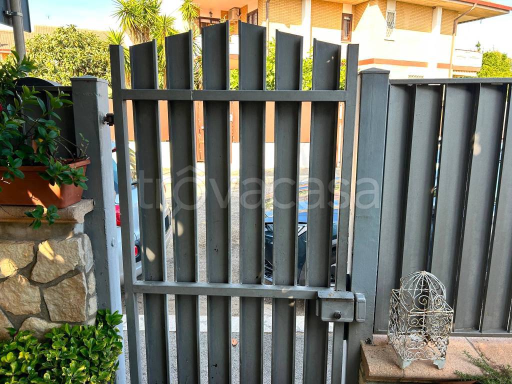 Villa a Schiera in vendita a Terracina via Emerico Bolognini