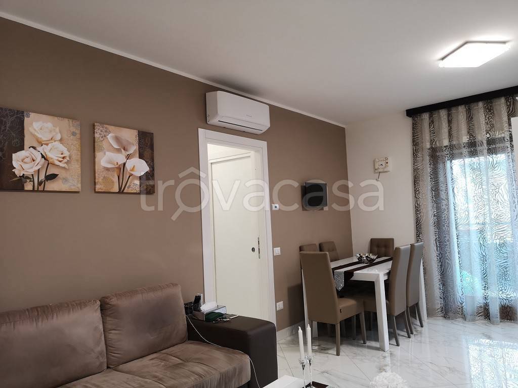 Appartamento in vendita a Civitavecchia via Gian Battista Falda