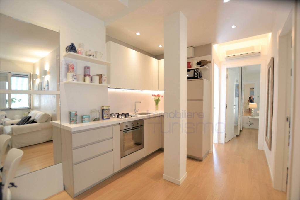 Appartamento in vendita a Riccione