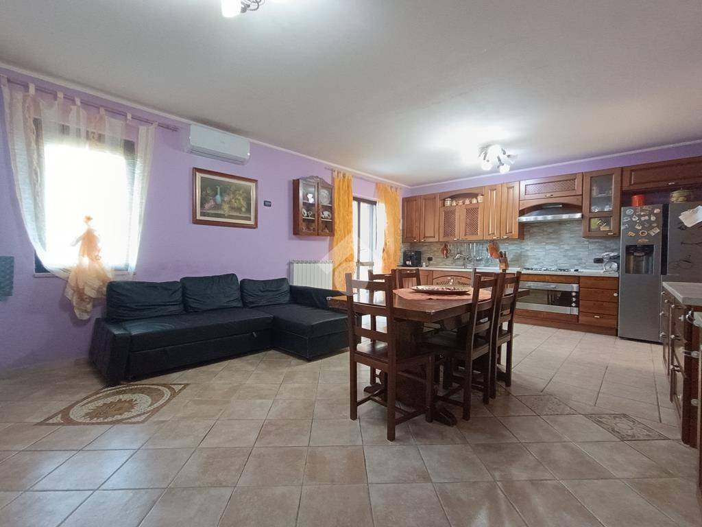 Casa Indipendente in vendita ad Atri contrada Fonte del Latte, 4