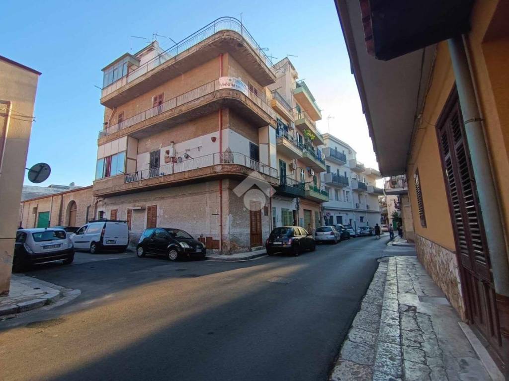 Appartamento in vendita a Bagheria cortile santa rosalia, 4